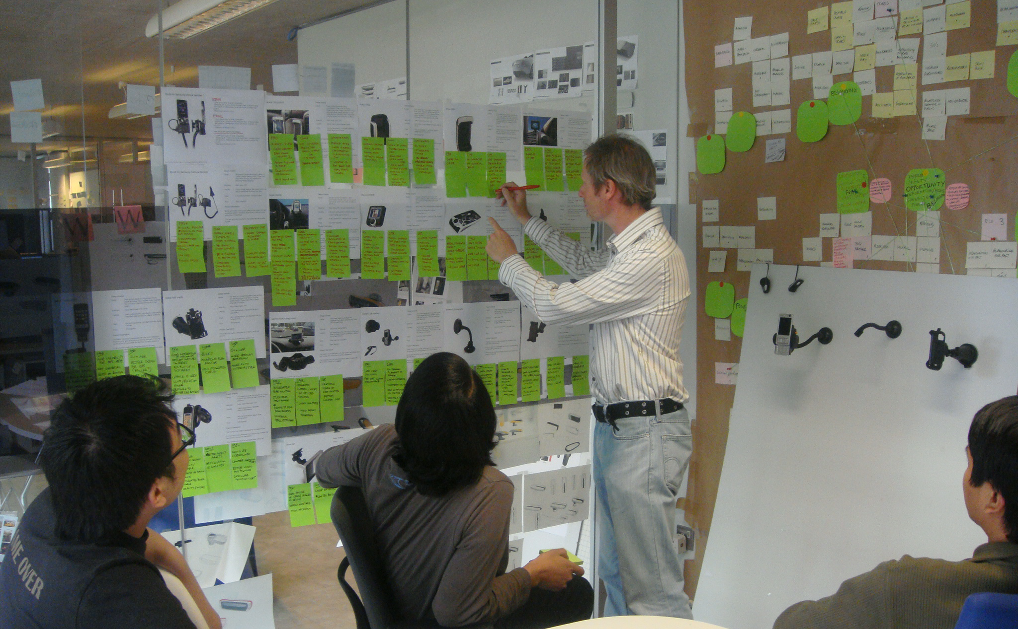 Mobile Accessories – Pitt Design